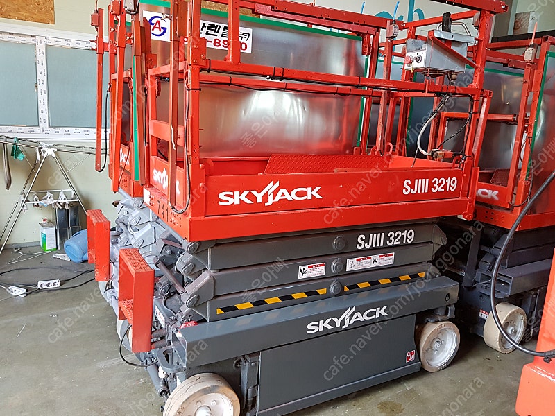 고소작업대/고소장비/리프트 스카이잭 SJ3219 판매 | 산업자재 | 중고나라
