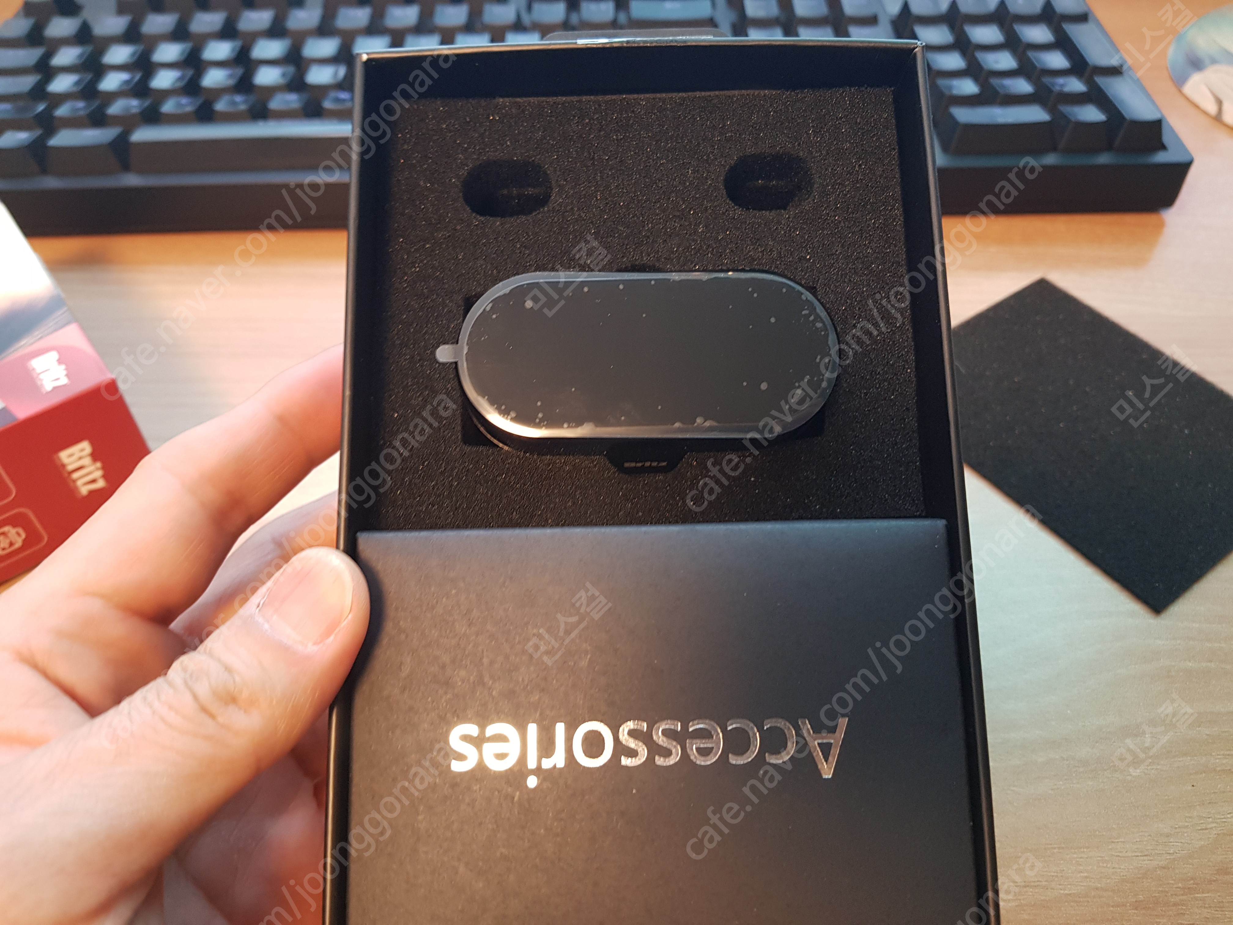 테스트용으로 시착만 해본 브리츠 DualTWS9 블루투... | 케이스/거치대/보호필름 | 중고나라