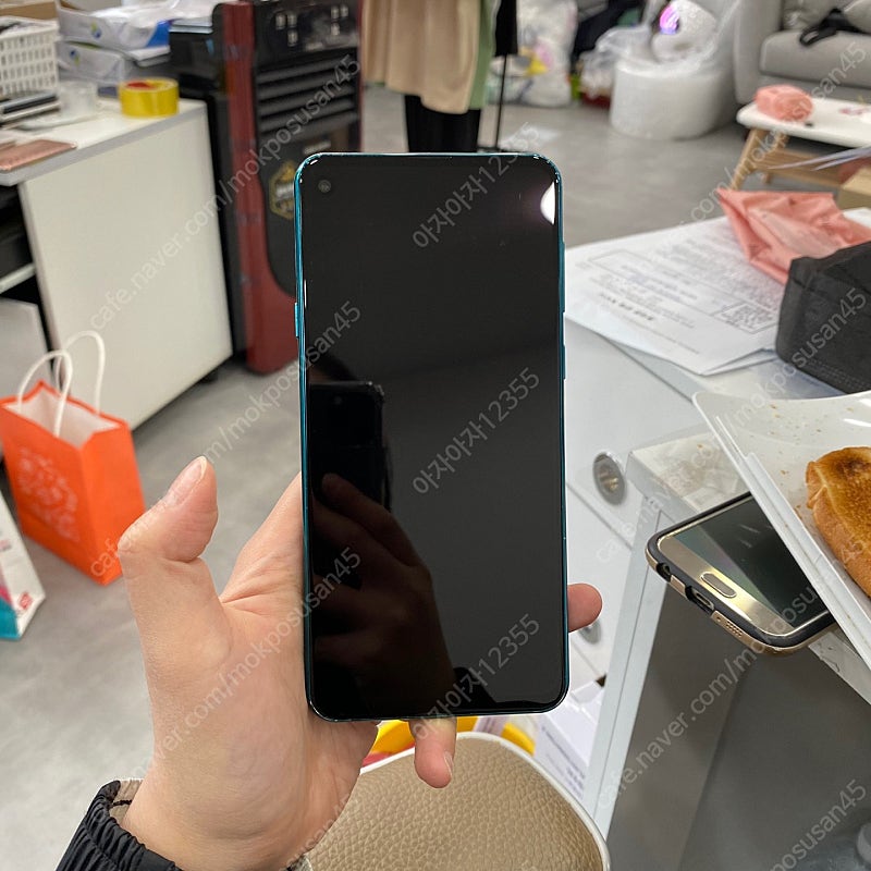 갤럭시A9프로 G887 KT 그린 128GB 13만 1... | 중고나라 카페에서 운영하는 공식 사이트