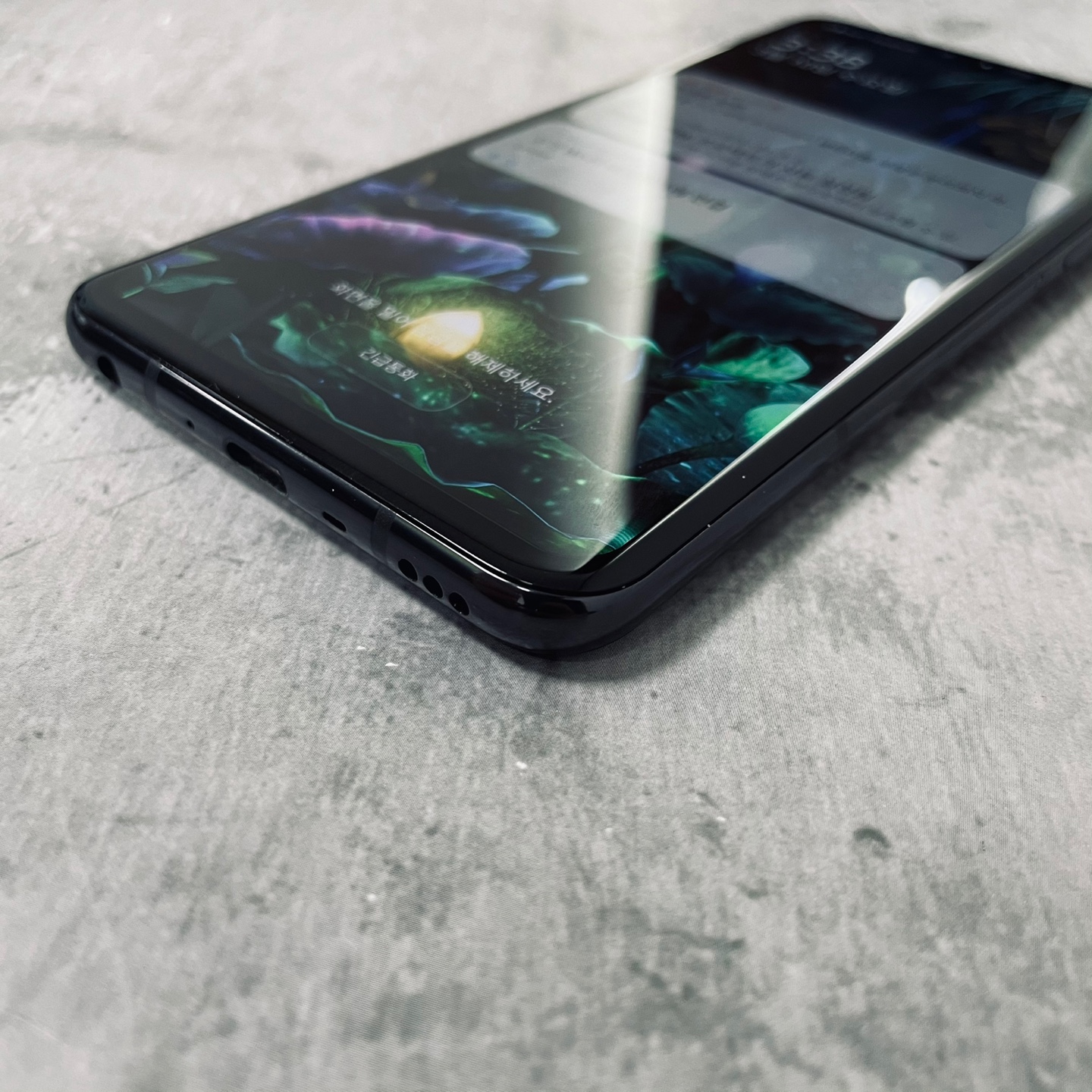 엘지 V50 블랙 128G 잔상없이 깔끔한기기 17만원... | 스마트폰 | 중고나라