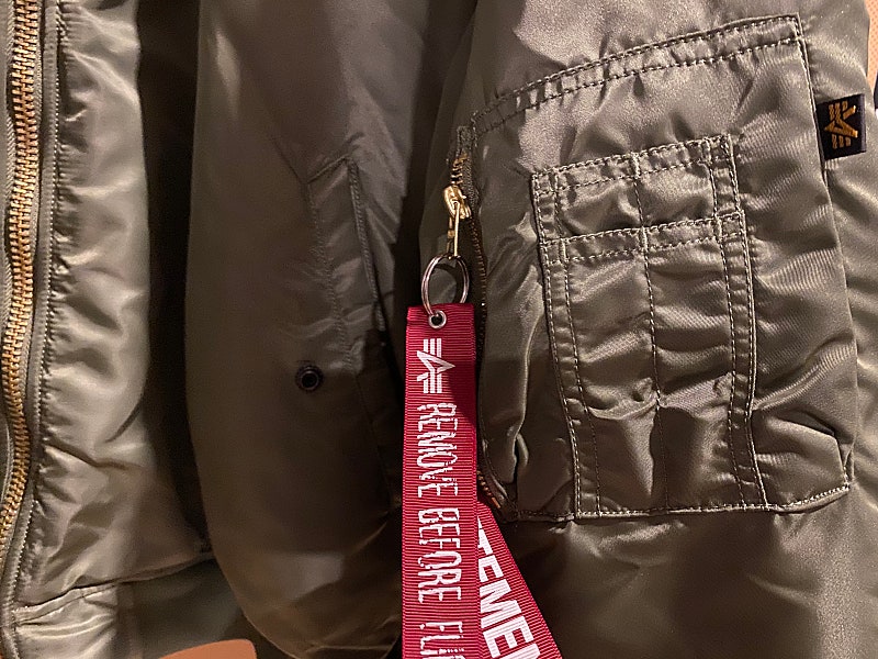 [판매중] [L] 17FW 베트멍 X 알파인더스트리 양... | 티셔츠/캐쥬얼의류 | 중고나라