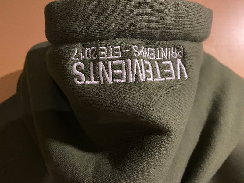 [판매중] [L] 17FW 베트멍 X 알파인더스트리 양... | 티셔츠/캐쥬얼의류 | 중고나라