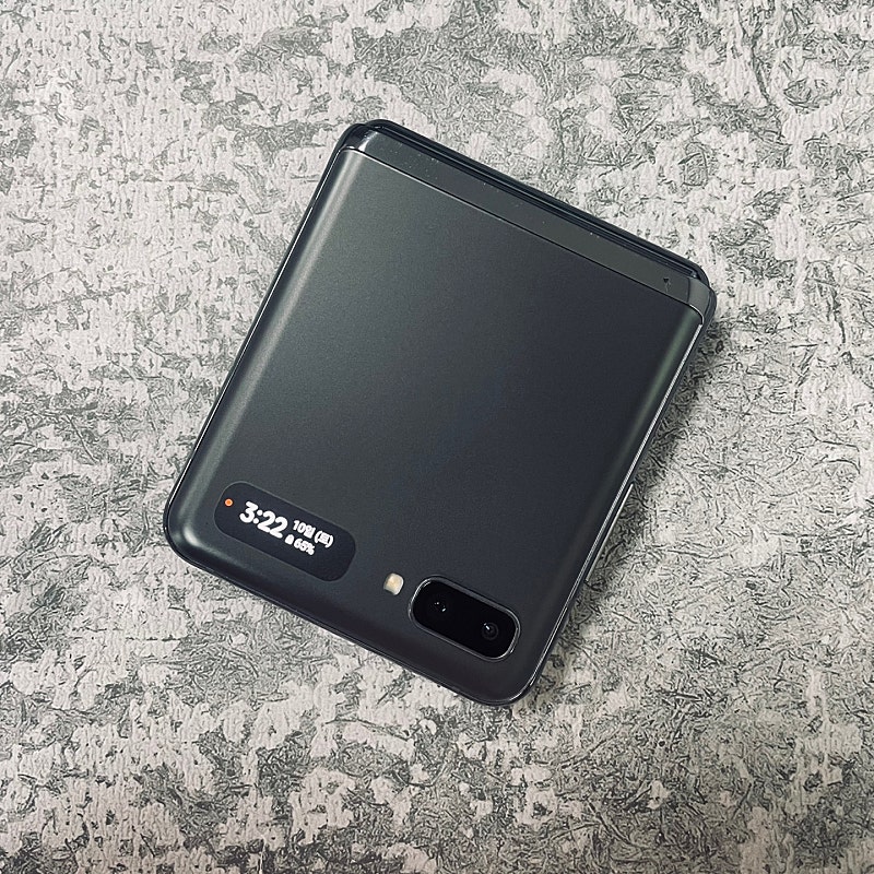 SKT 갤럭시 Z플립 5G 256기가 그레이 20년9월개통 73만원판매합니다 | 스마트폰 | 중고나라