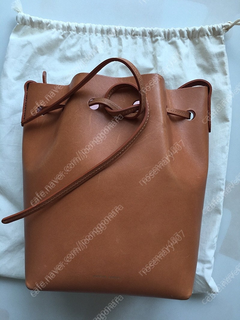 만수르 가브리엘 탠색상 미니 버킷백 팝니다 Mansu 기타잡화관련용품 중고나라