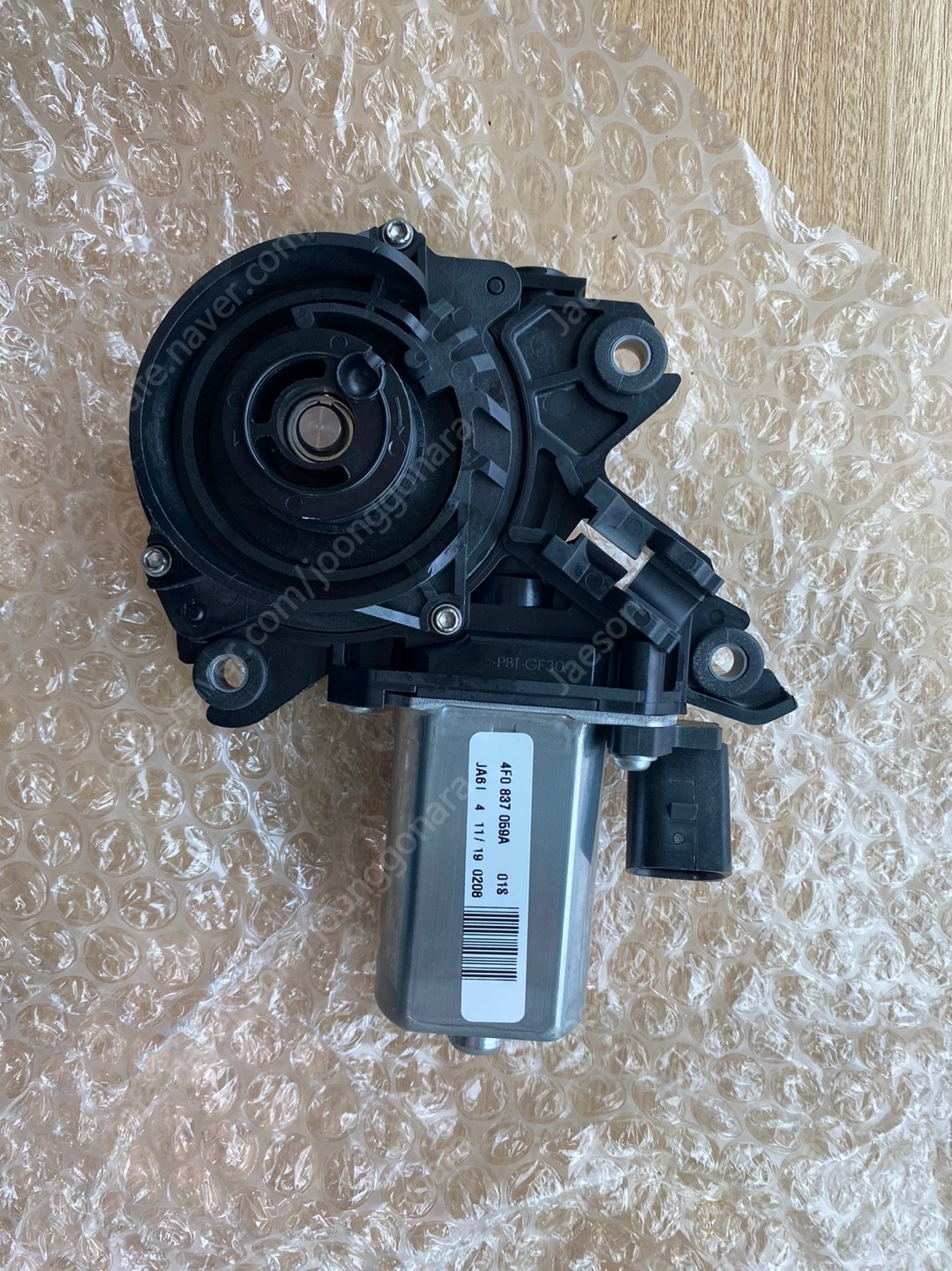 벤틀리 윈도우 모터 4F0837059A | 중고나라 카페에서 운영하는 공식 사이트