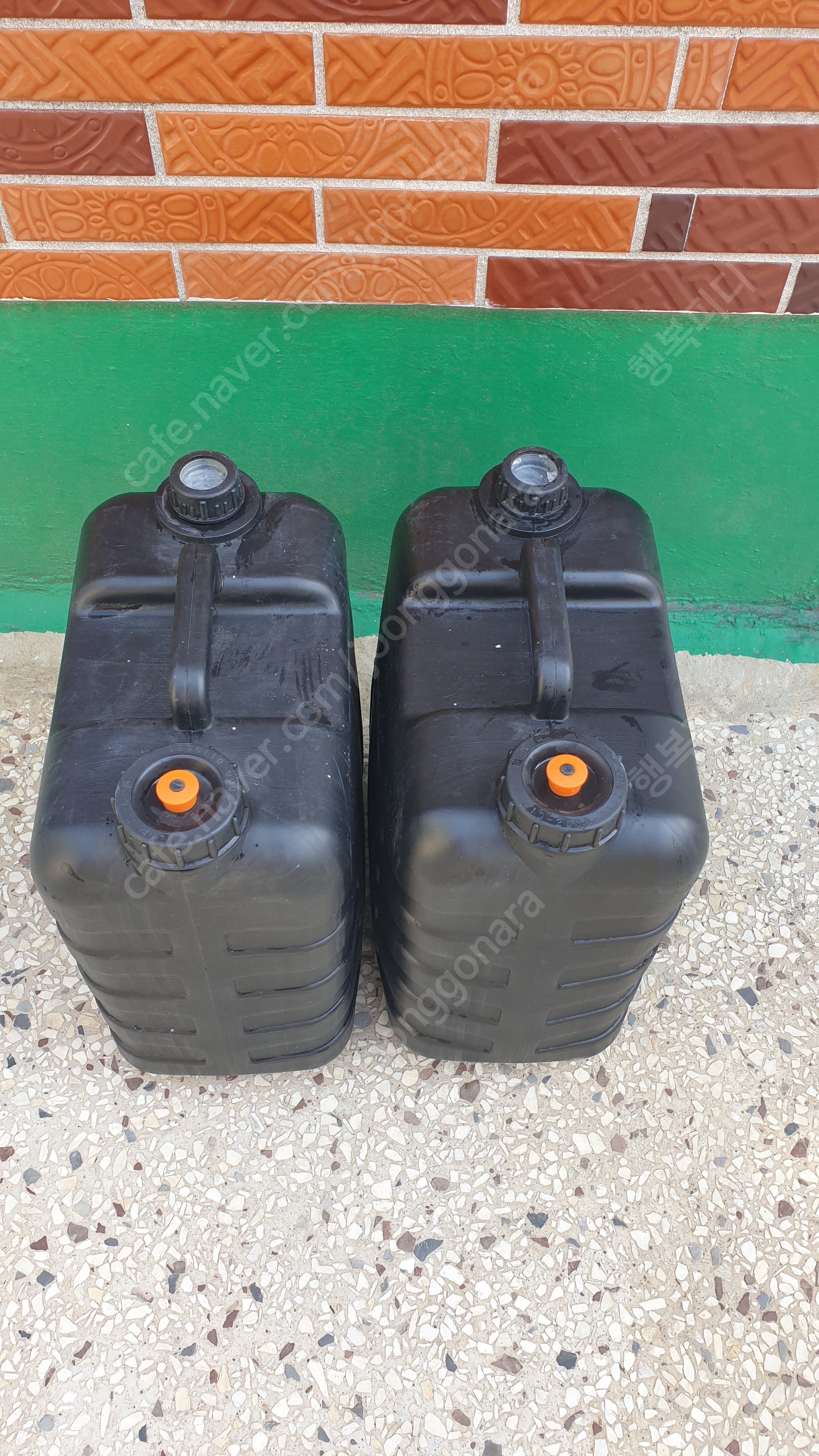 [부산] 20L 검은색 말통2개 무료나눔 합니다-등유3... | 중고나라 카페에서 운영하는 공식 사이트