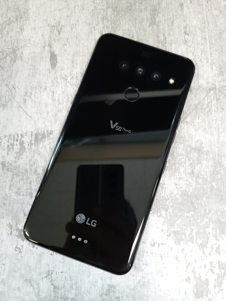 SKT첫개통 V50 잔상 전혀없고 배터리사이클 137 ... | 중고나라 카페에서 운영하는 공식 사이트