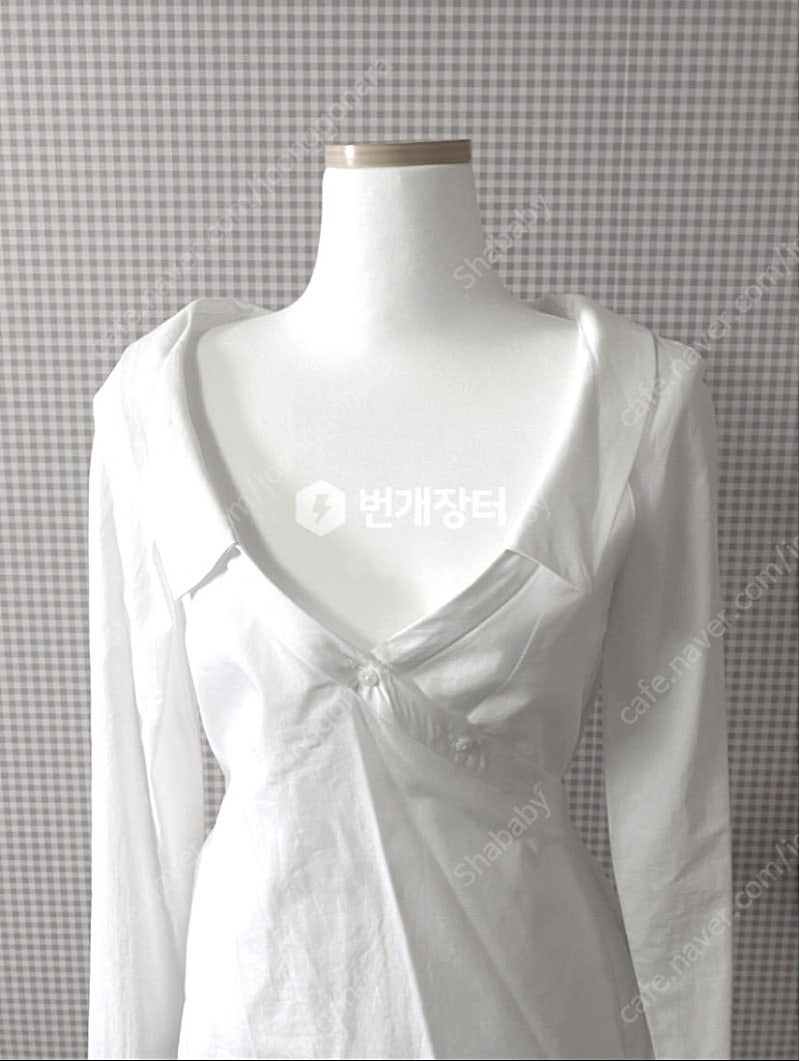자라 브이넥 여리 블라우스 셔츠 샤넬 구찌 루이비통 디올 에르메스 라비수 라플라 곽지희 이프원더 지컷 듀엘 보브 더로랑