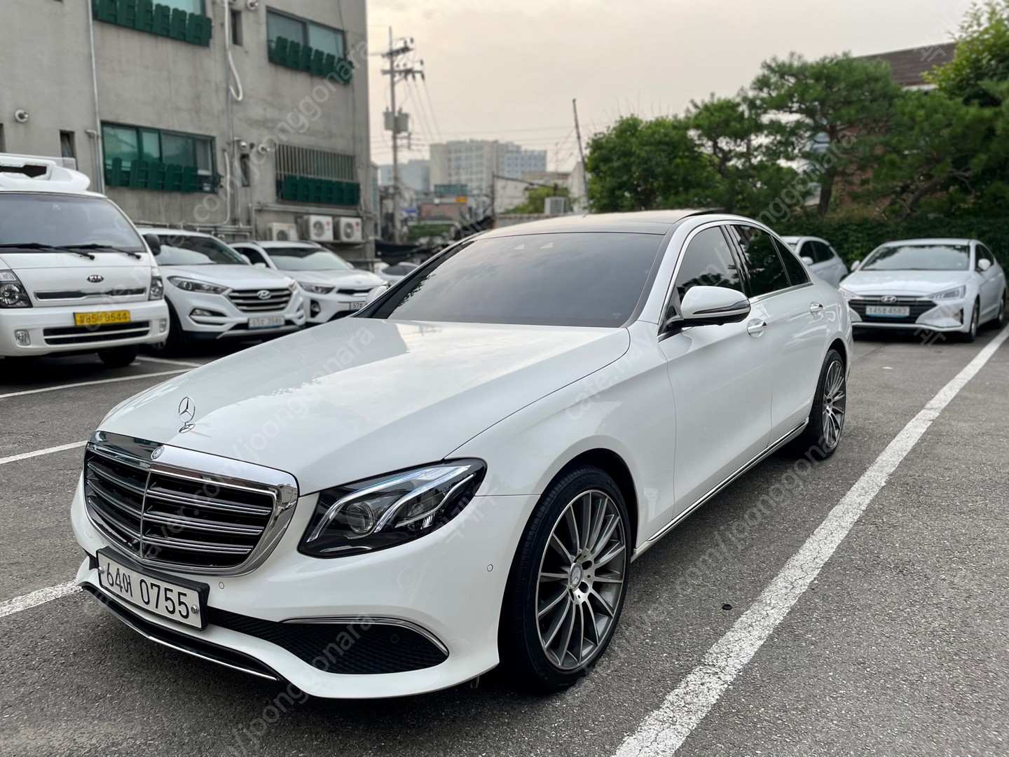 벤츠 E300 익스클루시브 17년식 팝니다 | 기타 수입차 | 중고나라