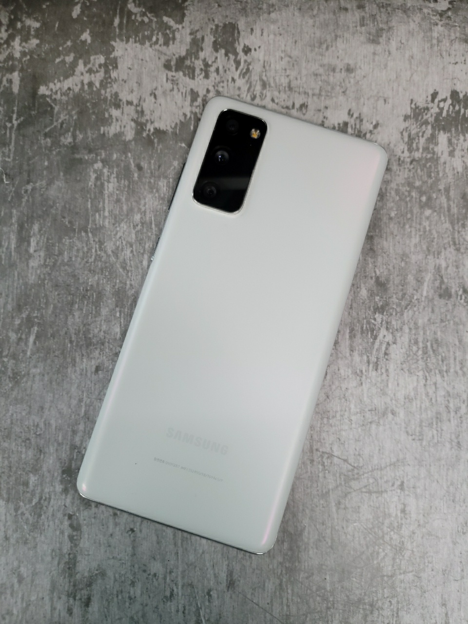 갤럭시S20FE 화이트색상 22년 12월까지 무상 A/... | 스마트폰 | 중고나라