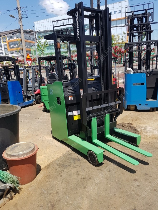 [판매]최신형 신코 입식전동지게차 8FBR 1.5톤 4... | 산업자재 | 중고나라