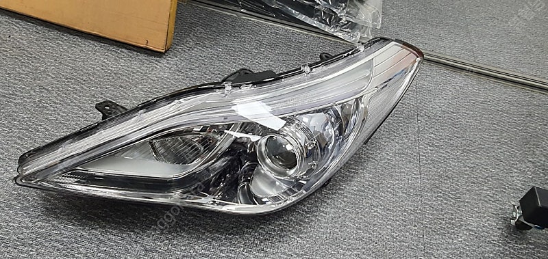 그랜져HG 운전석 전조등 팝니다 | 기타 부품/용품 | 중고나라