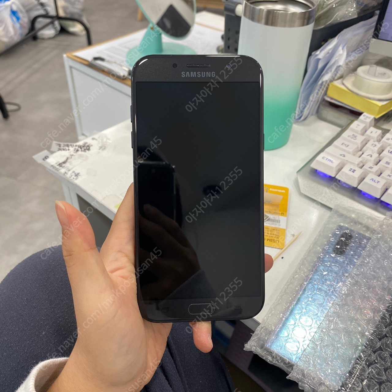 2017갤럭시A7 A720 SK 블랙 32GB 8만 1... | 스마트폰 | 중고나라