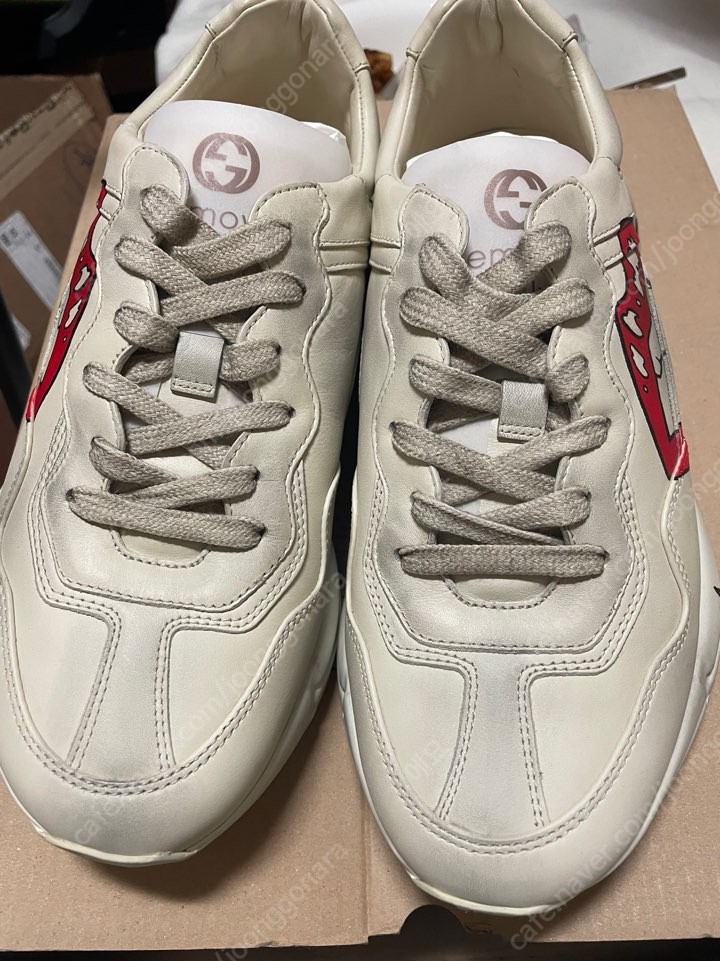 구찌 라이톤 더티 입술 uk6 250~255 | 중고나라 카페에서 운영하는 공식 사이트