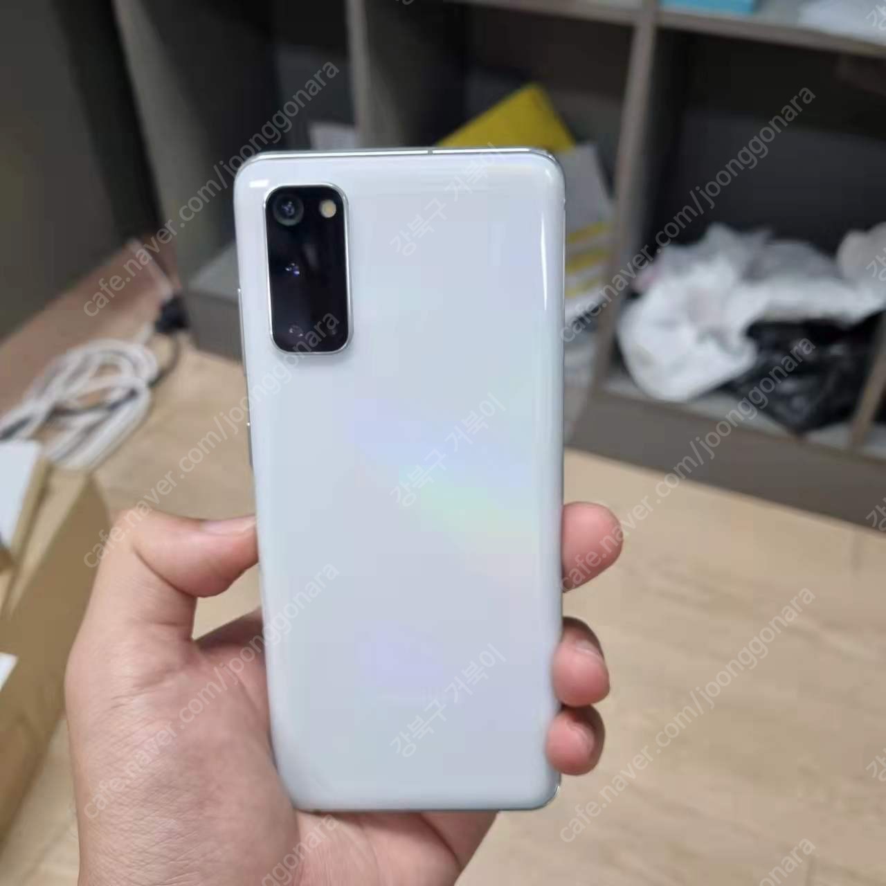 중고폰/갤럭시S20 5G 128G 클라우드 화이트색상 ... | 애플 | 중고나라