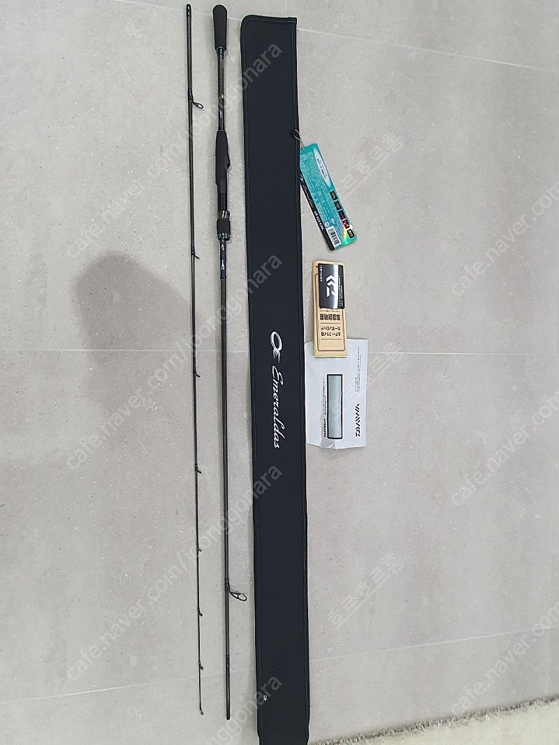 20에메랄다스 air ags 83ml팝니다. | 낚시용품 | 중고나라