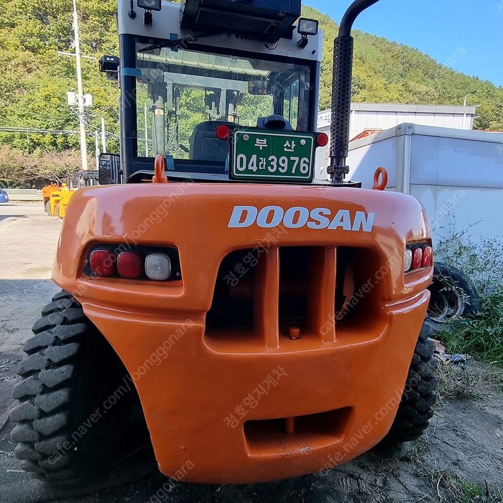 [판매] 8톤 두산 디젤 지게차 D80S-5 | 산업자재 | 중고나라