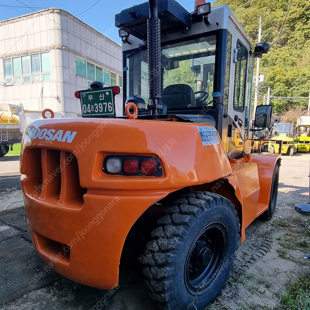 [판매] 8톤 두산 디젤 지게차 D80S-5 | 산업자재 | 중고나라