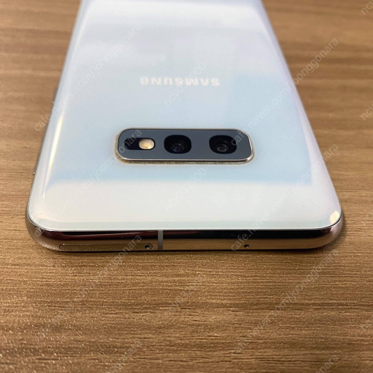 갤럭시S10E 화이트 128G 무잔상 14만원판매합니다... | 스마트폰 | 중고나라