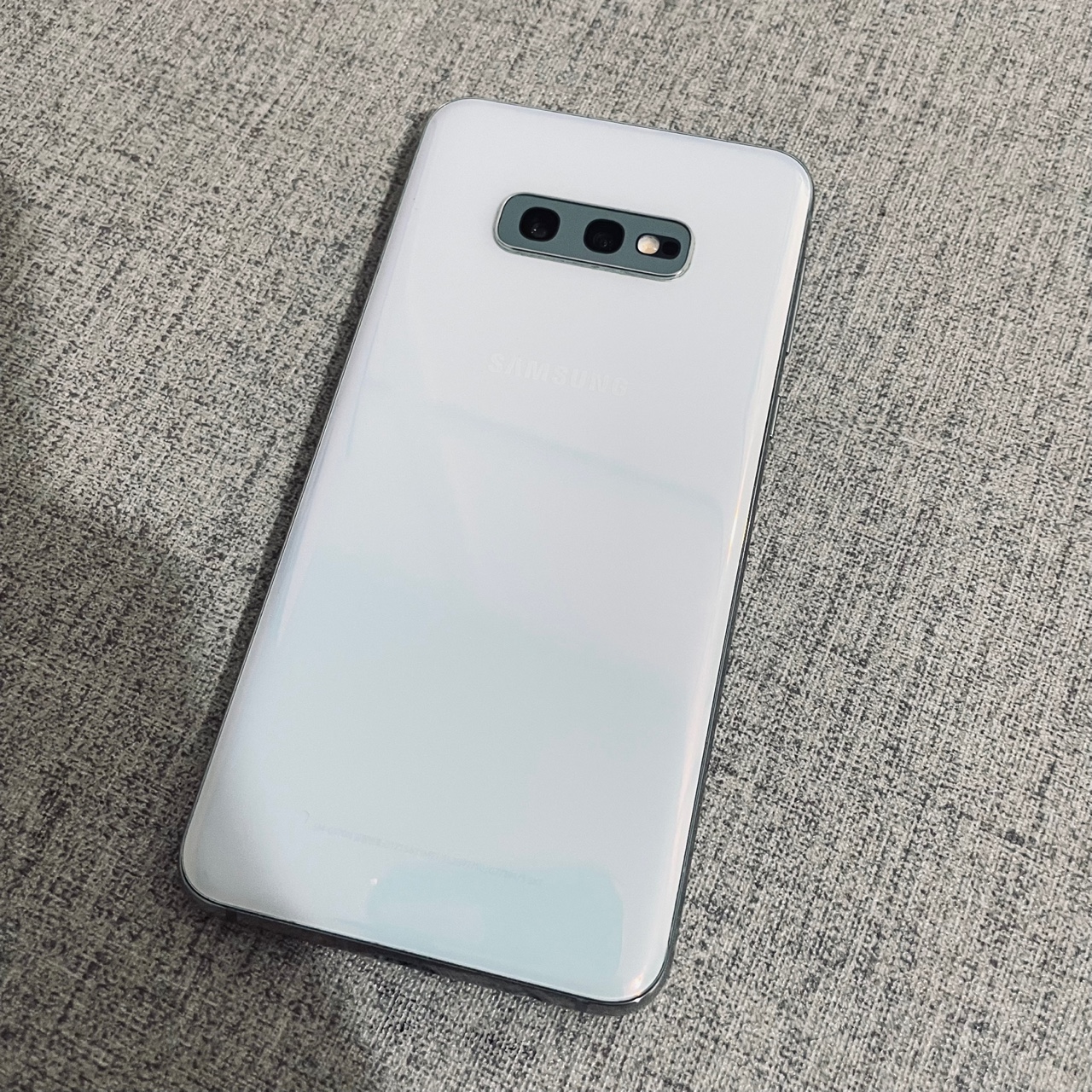 SKT 갤럭시 S10E 화이트 128기가 무잔상 매우깨... | 스마트폰 | 중고나라