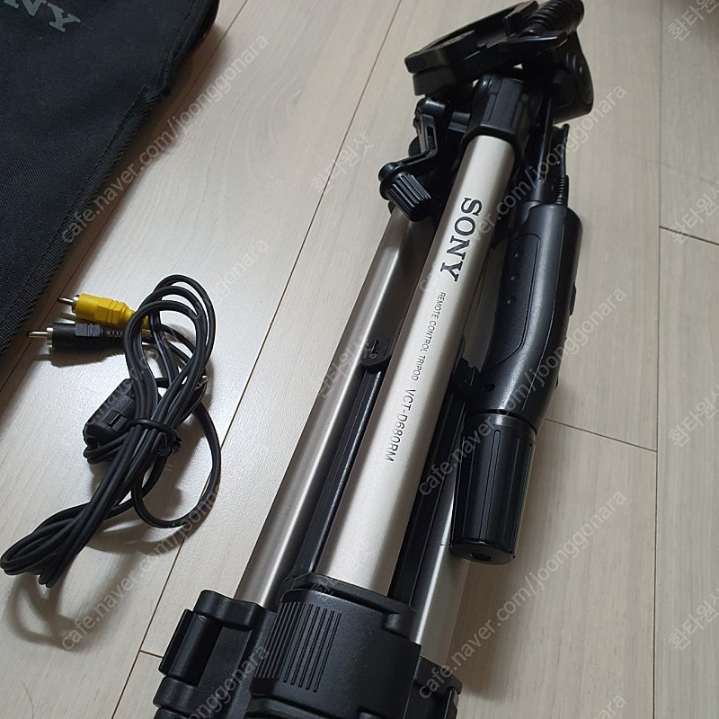 소니 삼각대 정품 VCT-D680RM SONY | 중고나라 카페에서 운영하는 공식 사이트
