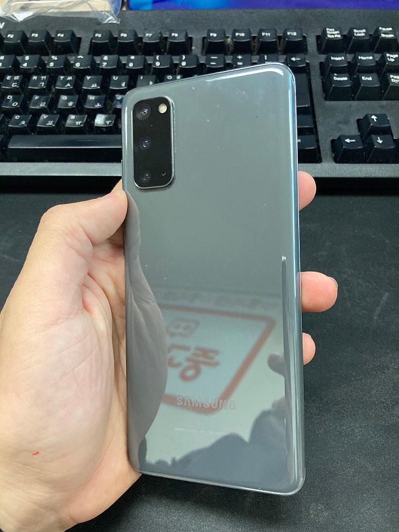 부산 갤럭시S20 LG 그레이 35만 | 삼성 | 중고나라