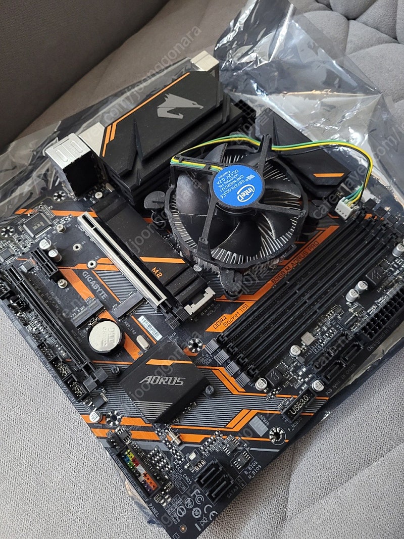 i5 9400F + B360 M AORUS PRO | CPU/메인보드 | 중고나라