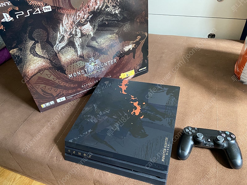 Ps4pro 몬헌에디션 팝니다 | 플레이스테이션 | 중고나라