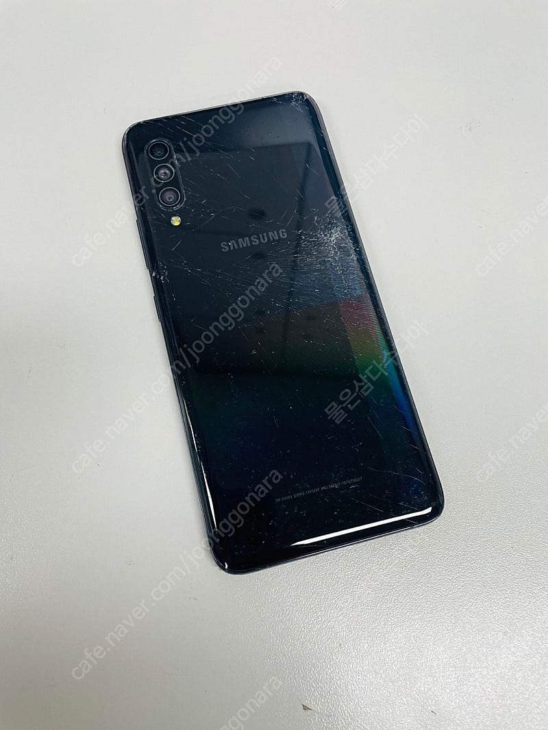 갤럭시A90 128기가 블랙 뒷판파손 상태좋은폰 8만원... | 스마트폰 | 중고나라