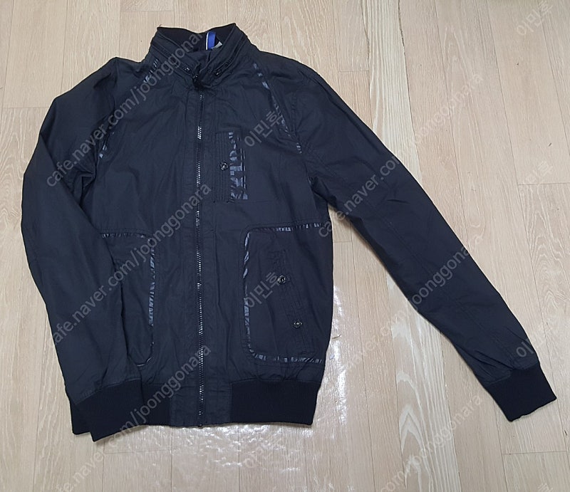 H M DIVIDED S 18000 h-m-divided-s-18000