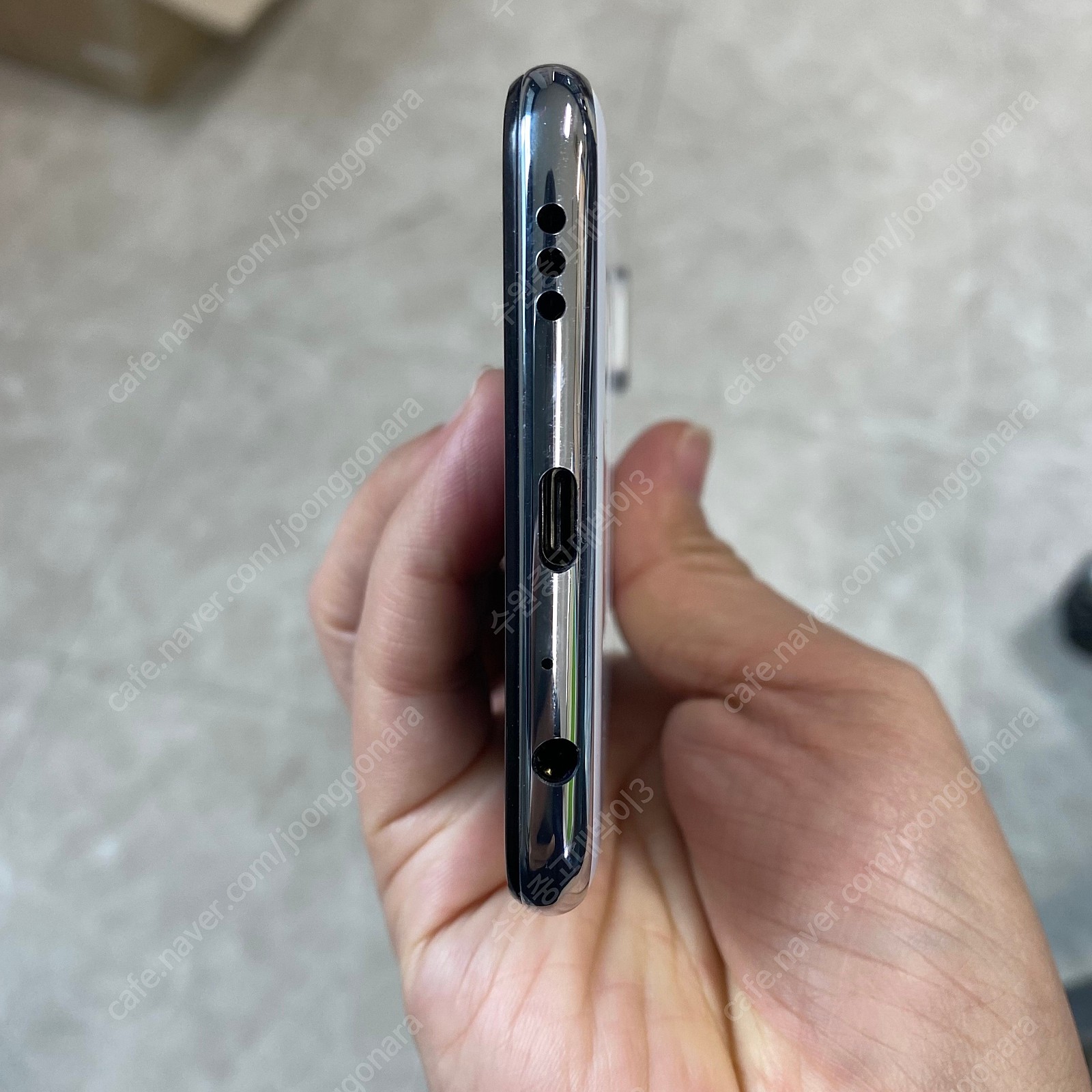 Q520 KT 화이트 64GB 13만 06322 수원 | 스마트폰 | 중고나라