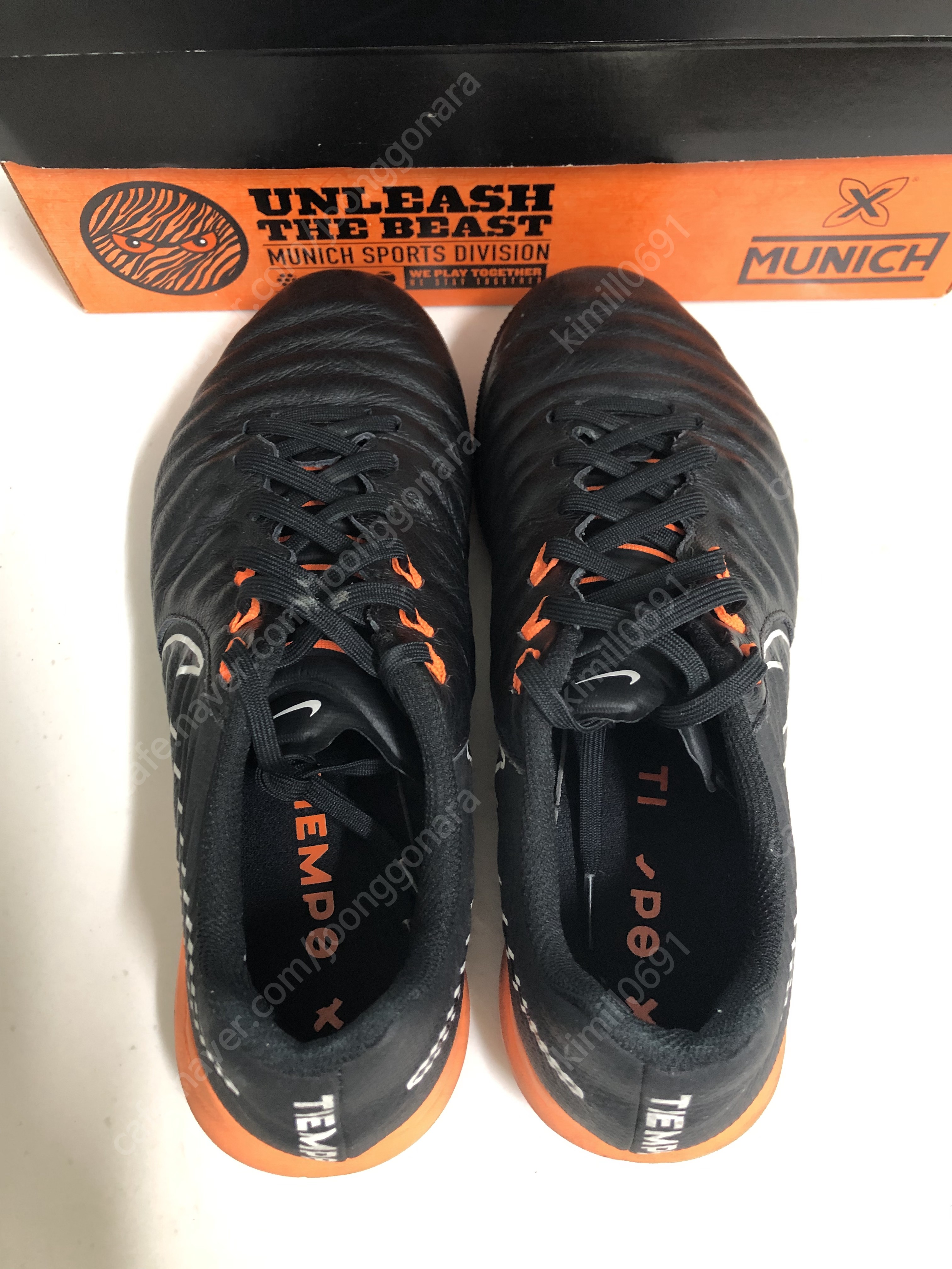 (255mm) 티엠포 레전드 7 프로 255mm팝니다. | 축구의류/축구화 | 중고나라