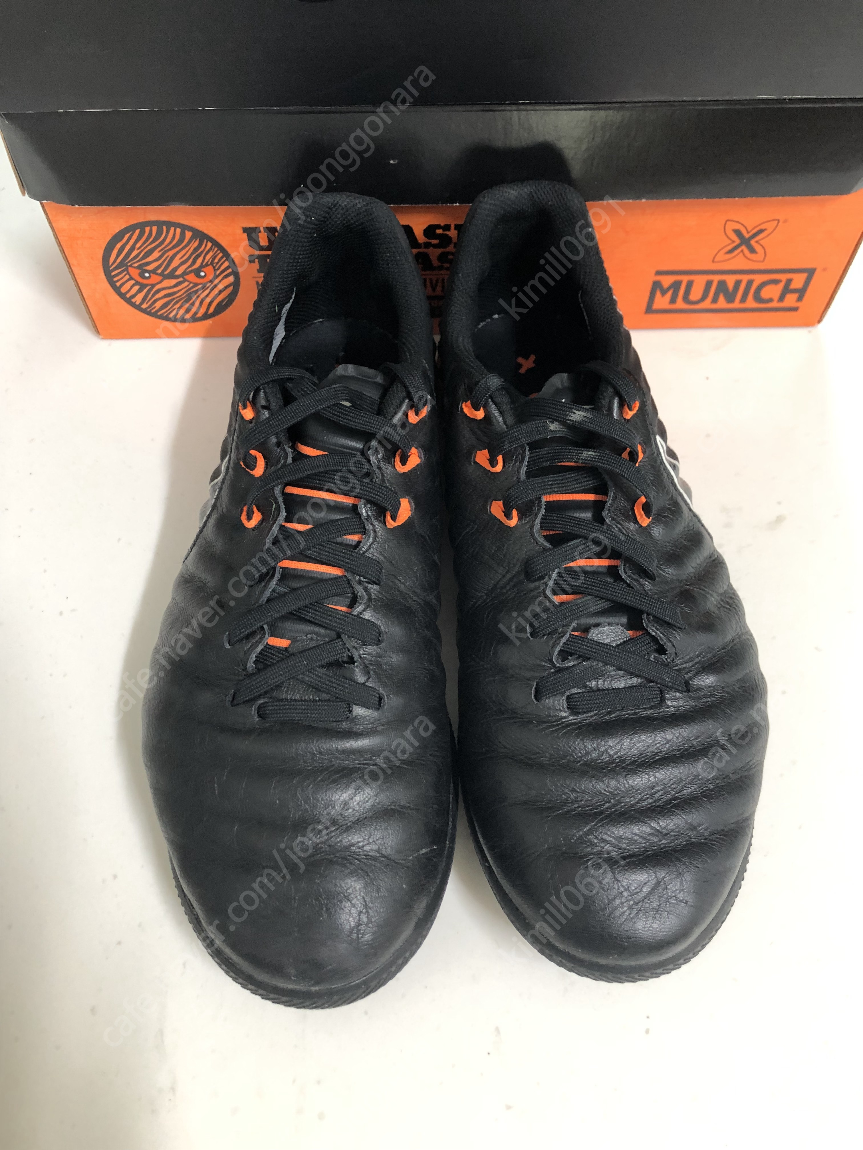 (255mm) 티엠포 레전드 7 프로 255mm팝니다. | 축구의류/축구화 | 중고나라