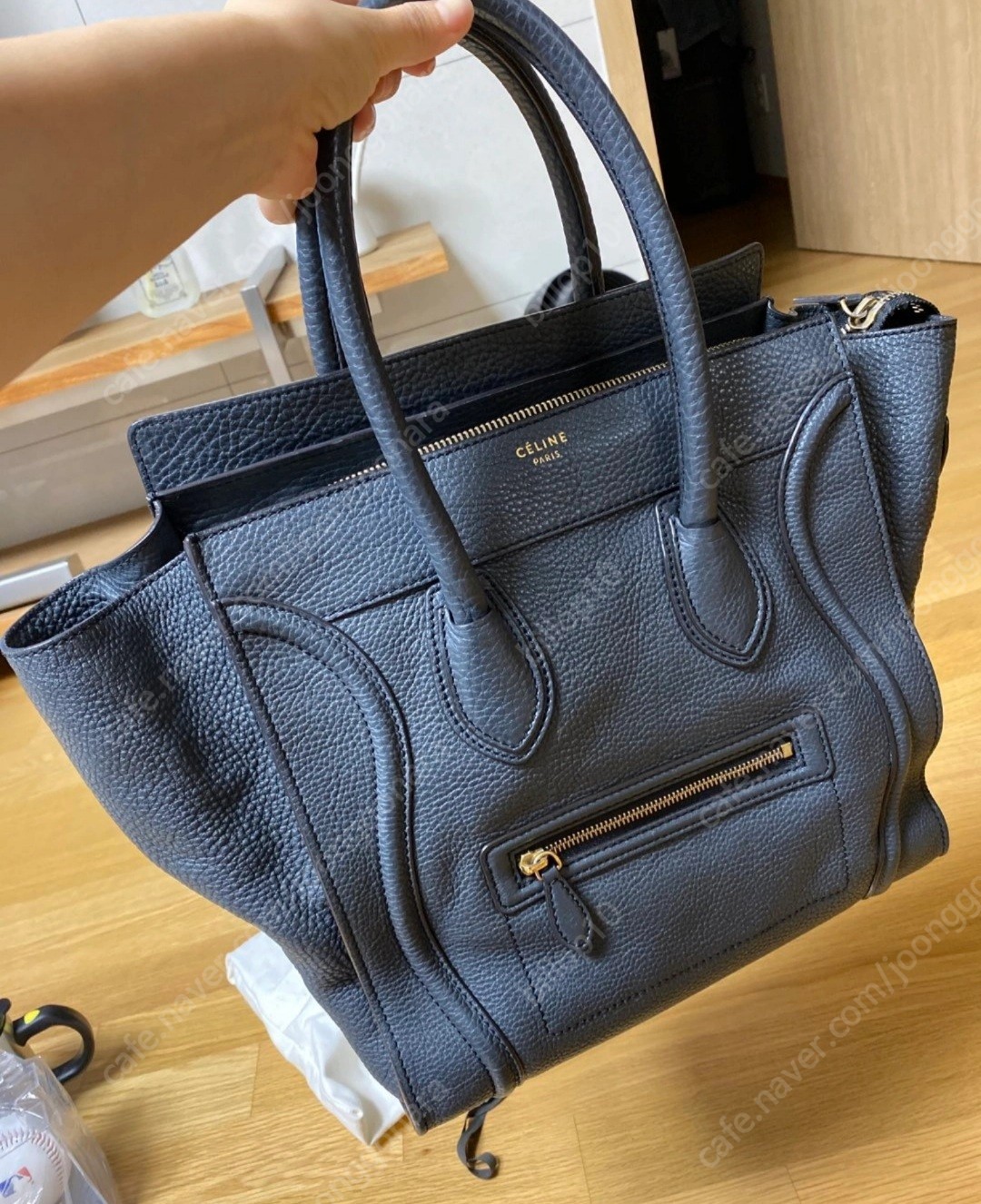 Celine 셀린 러기지 미디움 숄더백 중고나라