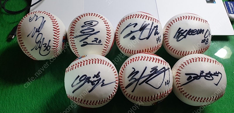 sk 2008우승구 싸인볼 판매합니다 | 야구의류/야구화 | 중고나라
