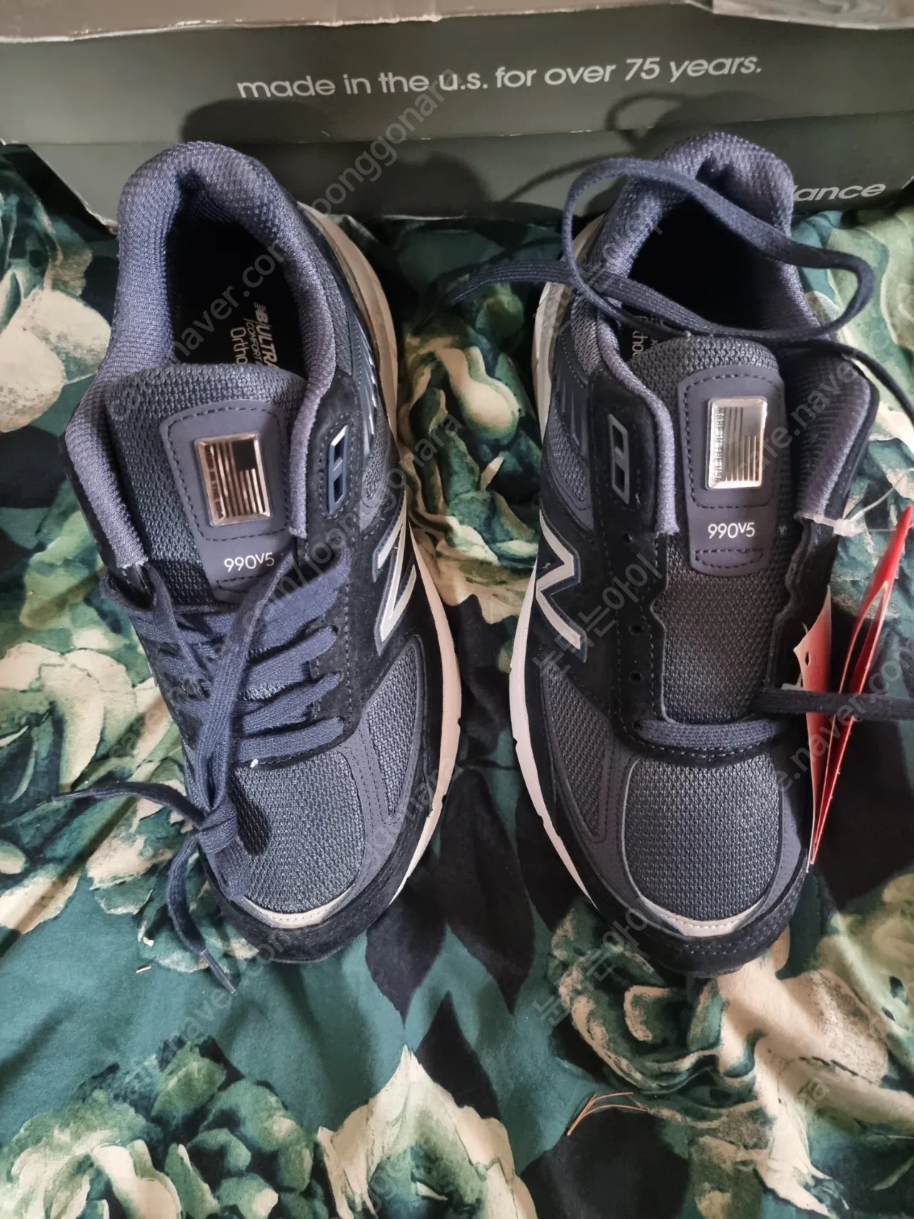 뉴발란스 990v5 250사이즈 운동화 팝니다 | 팔찌/발찌 | 중고나라