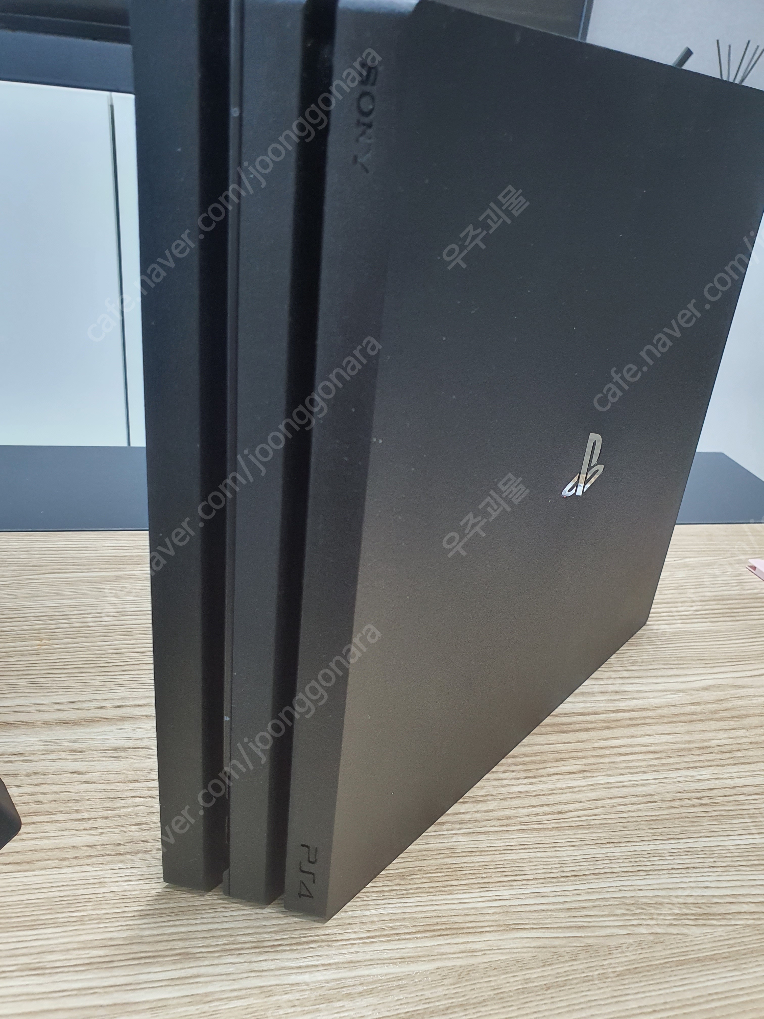 ps4 pro 1TB 팝니다(듀얼쇼크 X) | 플레이스테이션 | 중고나라