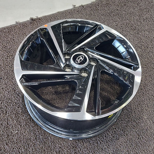 [판매] 아반떼 CN7 N라인 18인치 순정휠 판매합니... | 휠/타이어 | 중고나라