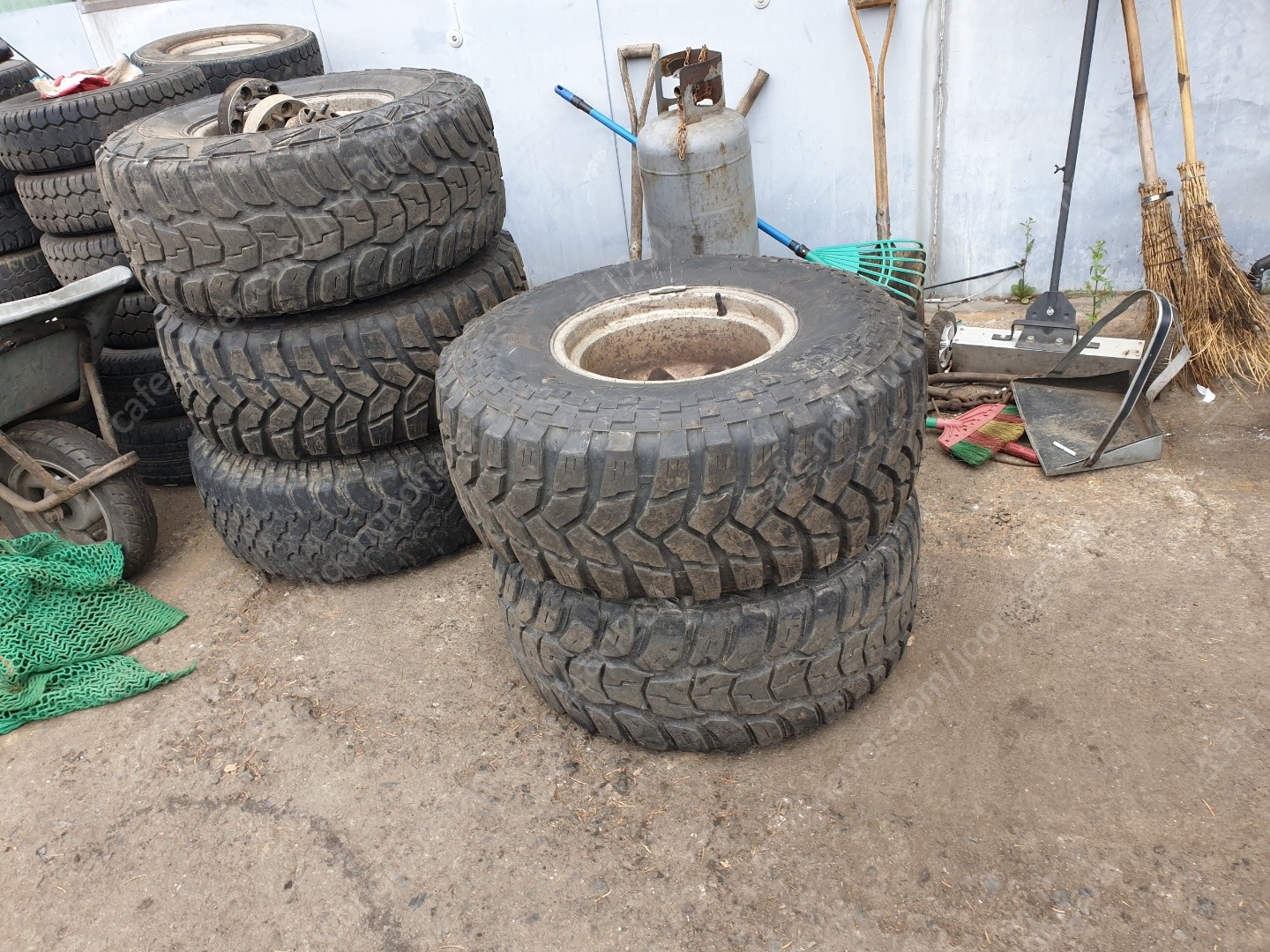 맥시스 MT 휠 타이어 Maxxis M8060 Trep... | 중고나라 카페에서 운영하는 공식 사이트