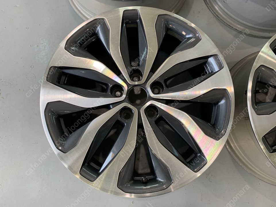 [판매] SM6, SM6신형, SM6블랙휠 / 18인치... | 휠/타이어 | 중고나라