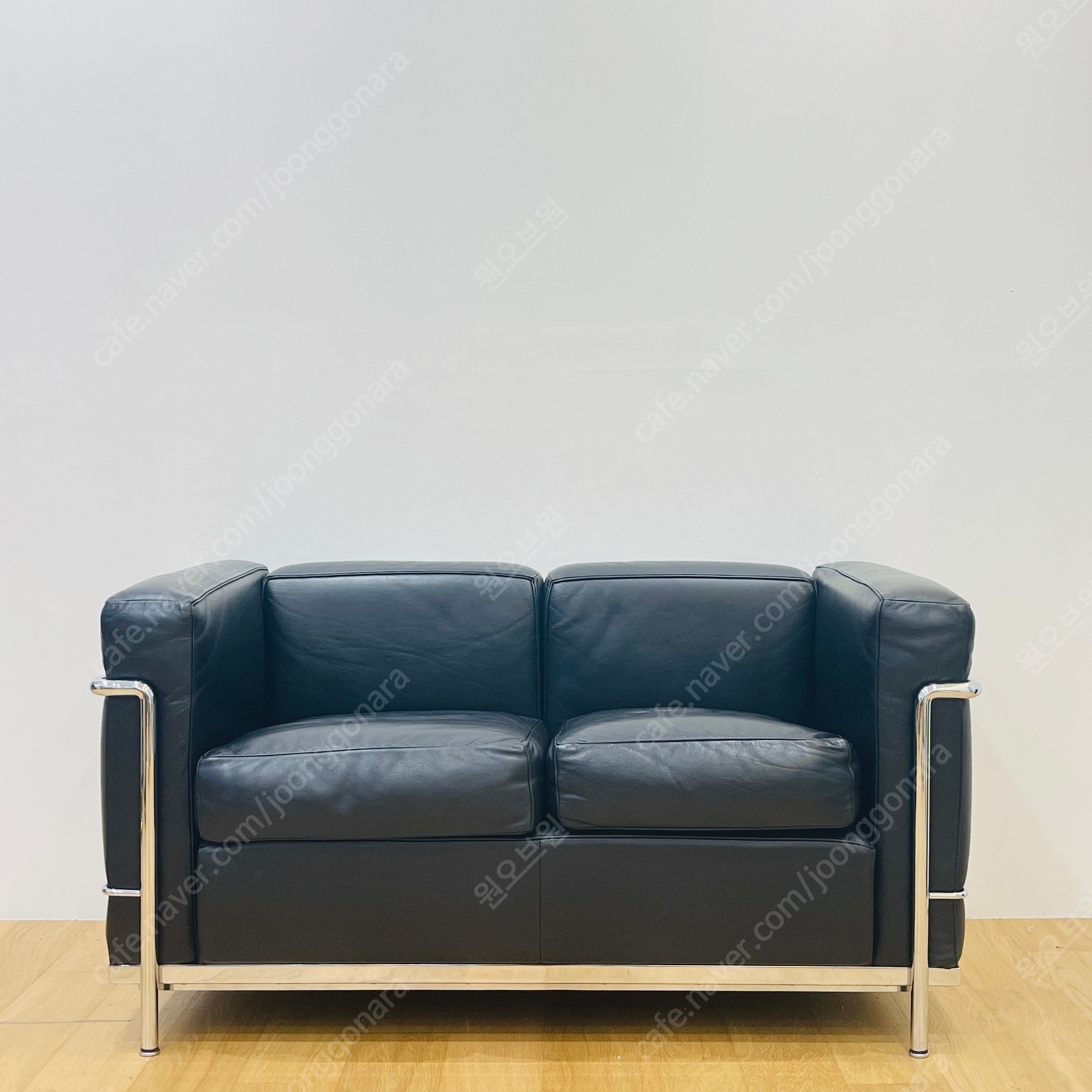 Cassina 까시나 LC2 2시터 소파 (LC2 2-... | 중고나라 카페에서 운영하는 공식 사이트
