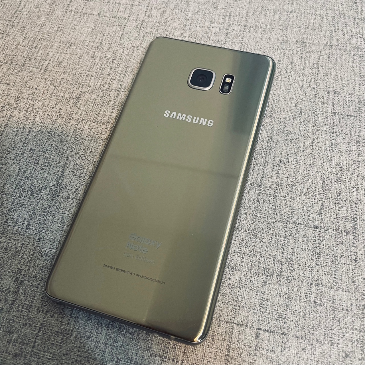 SKT 갤럭시 노트FE 골드 64기가 4만원 판매합니다 | 스마트폰 | 중고나라