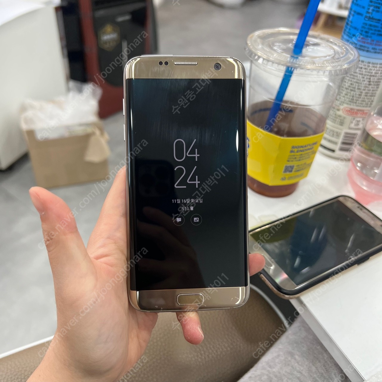 갤럭시S7엣지 G935 SK 골드 64GB 8만 400... | 스마트폰 | 중고나라