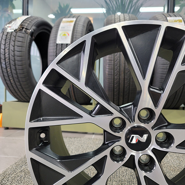 [판매] 아반떼 CN7 N라인 19인치 휠 판매합니다 ... | 휠/타이어 | 중고나라