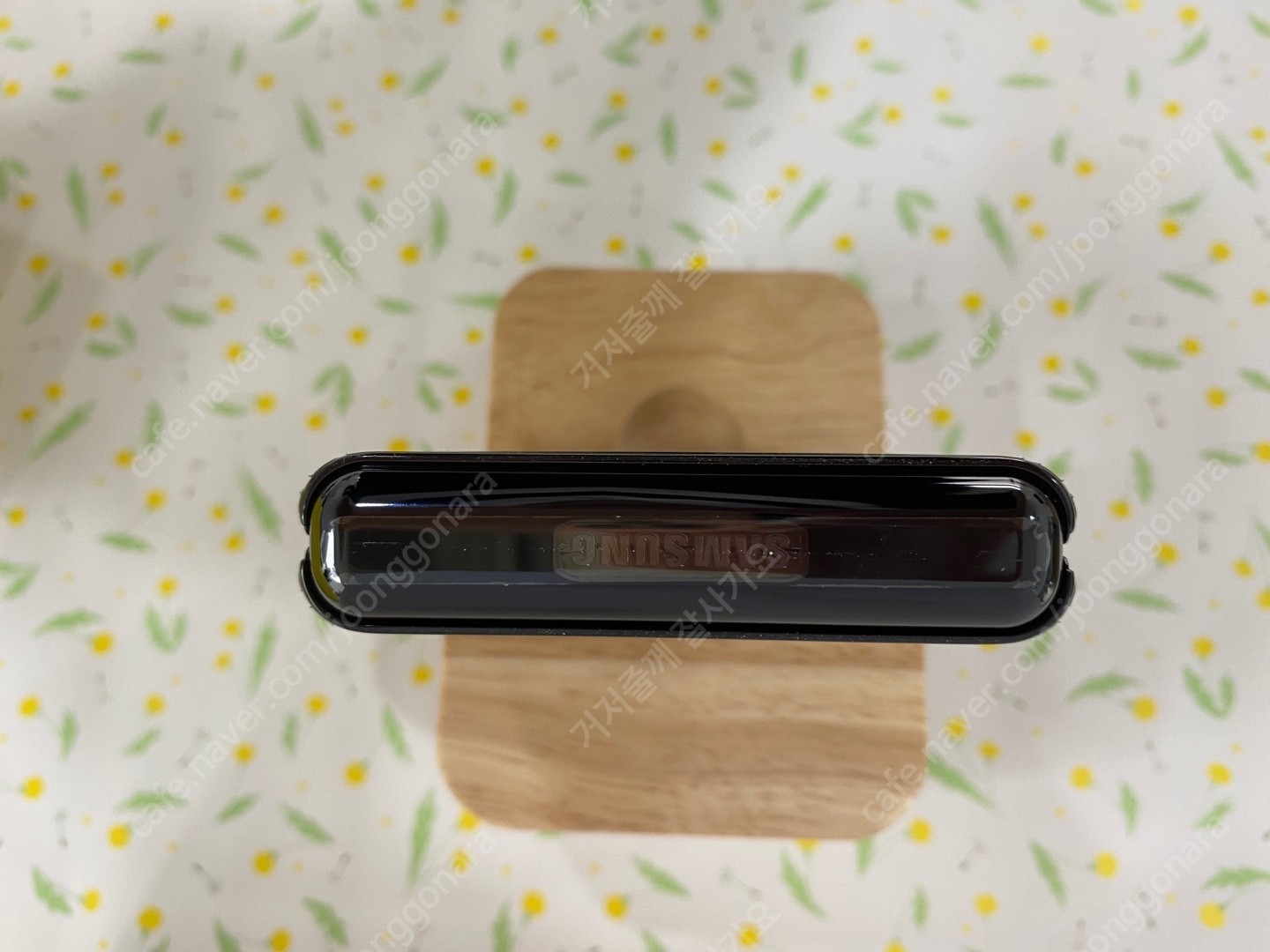 갤럭시z플립리퍼폰 액정 배터리 테두리100교체 센터판 스마트폰 중고나라