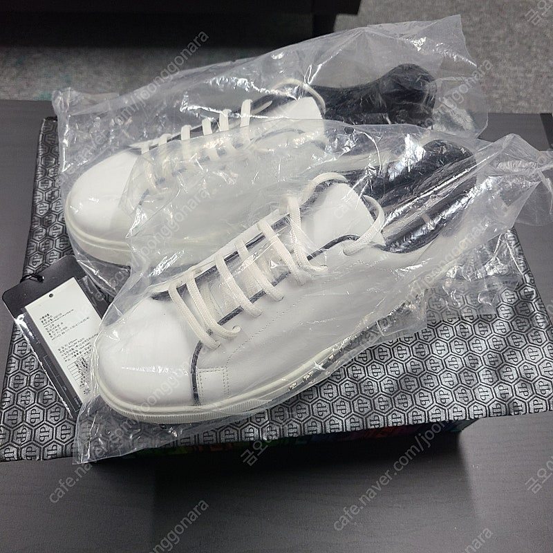 필립플레인 스니커즈275mm (21년) | 숄더백 | 중고나라