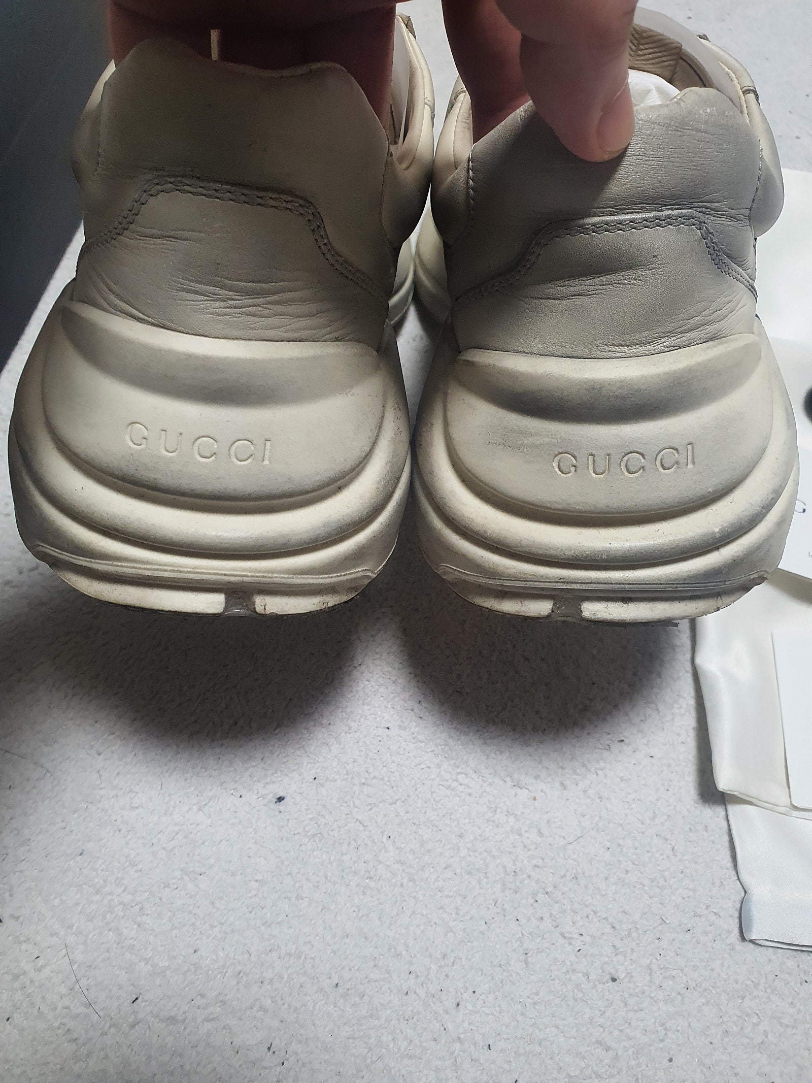 [UK8] 구찌 라이톤 더티 입술로고 | 남성신발 | 중고나라