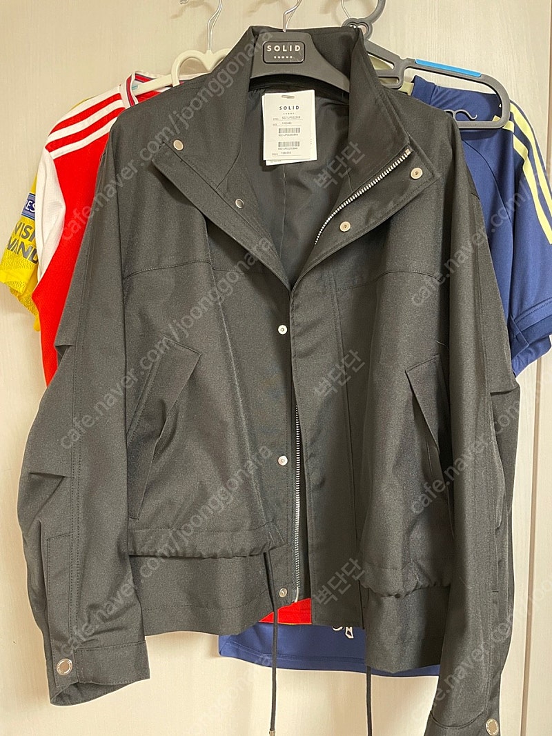 솔리드옴므 22ss 쉘파카 초반 48사이즈 판매합니다.... | 티셔츠/캐쥬얼의류 | 중고나라